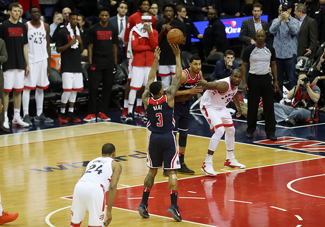 Wizards Grab a Victory at the Wire, 122-119 in Crazy Ending - Pointed ...